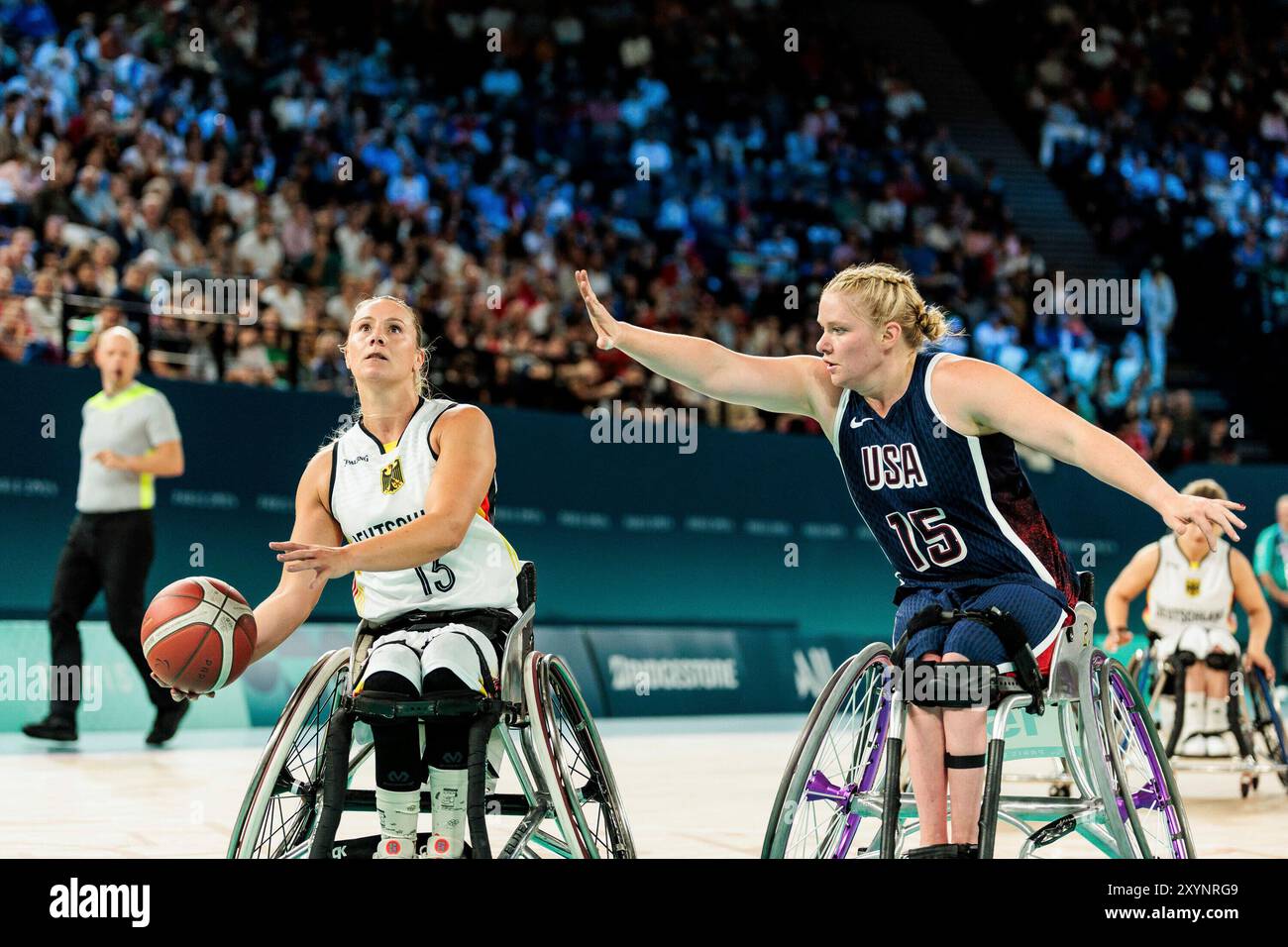 PARIS, FRANKREICH 30. August - Rollstuhlbasketball Deutschland - USA ...