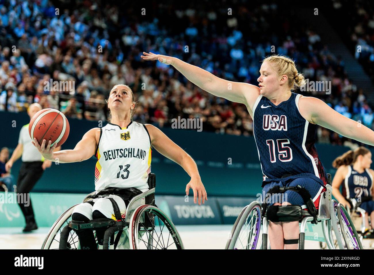 PARIS, FRANKREICH 30. August - Rollstuhlbasketball Deutschland - USA ...