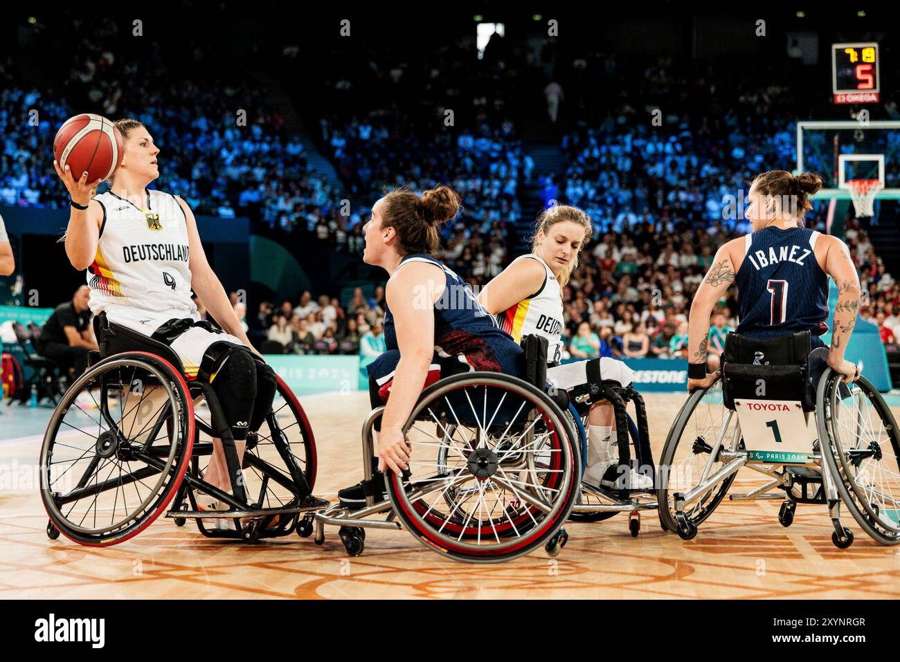 PARIS, FRANKREICH 30. August - Rollstuhlbasketball Deutschland - USA ...