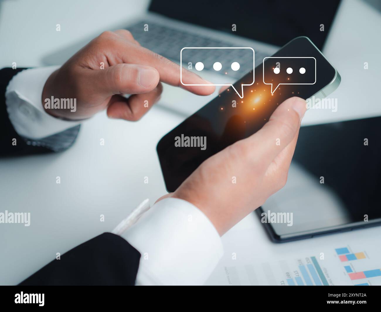 Chat chatting typing message hi-res stock photography and images - Alamy