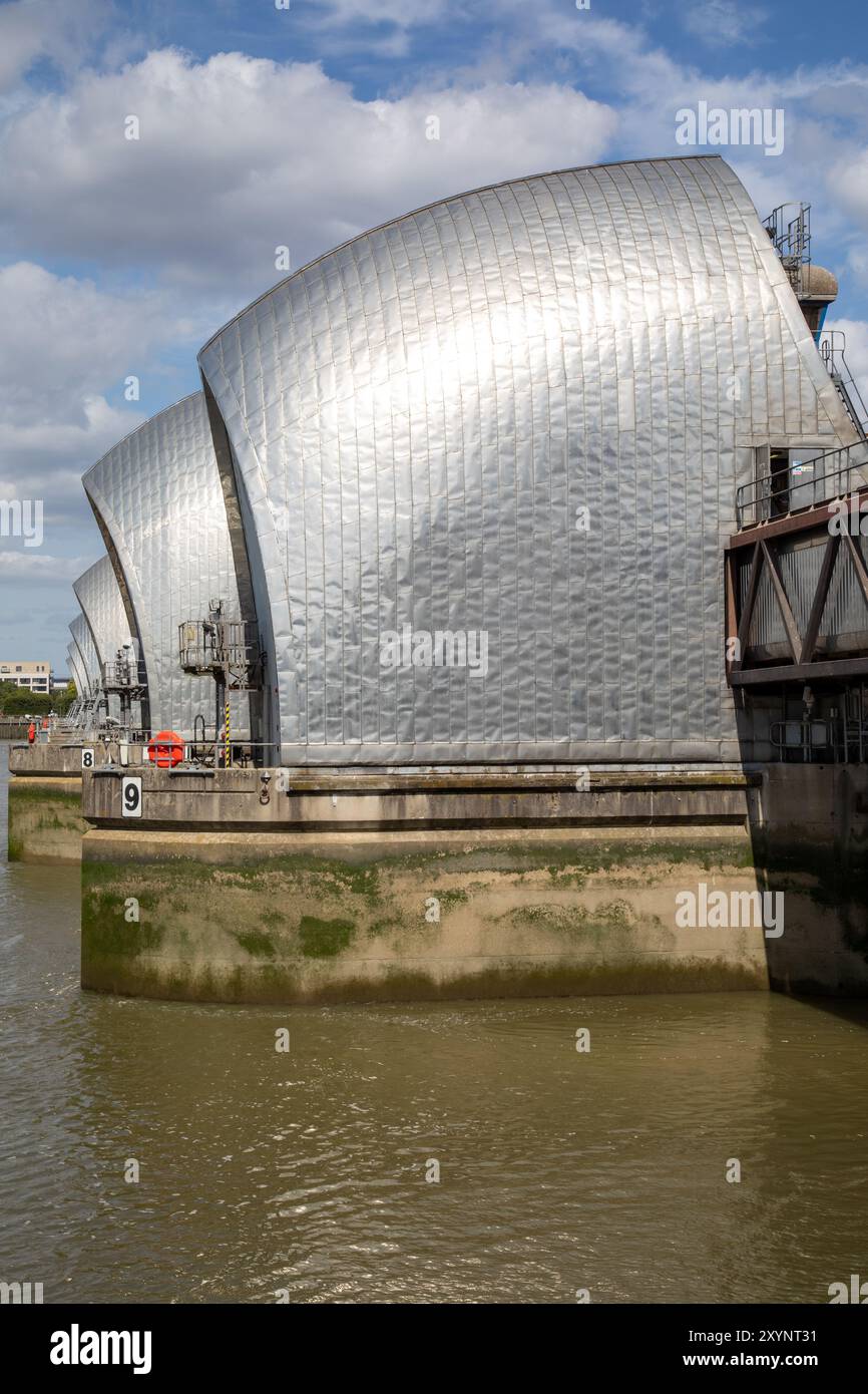 Structure movable flood barrier hi-res stock photography and images - Alamy