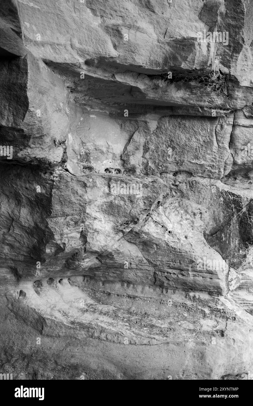 Black white rock crete hi-res stock photography and images - Alamy