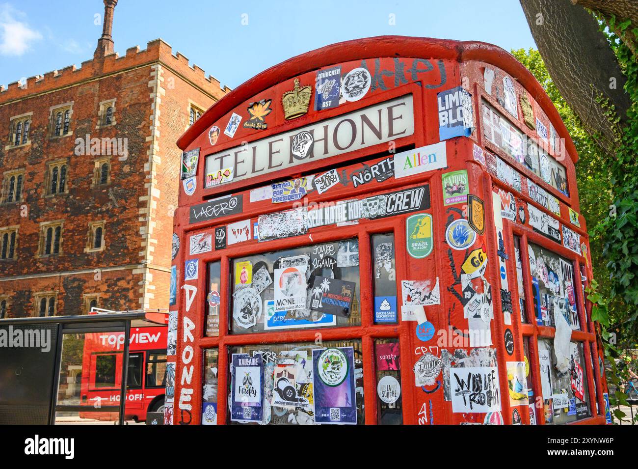 London phone box stickers hi-res stock photography and images - Alamy