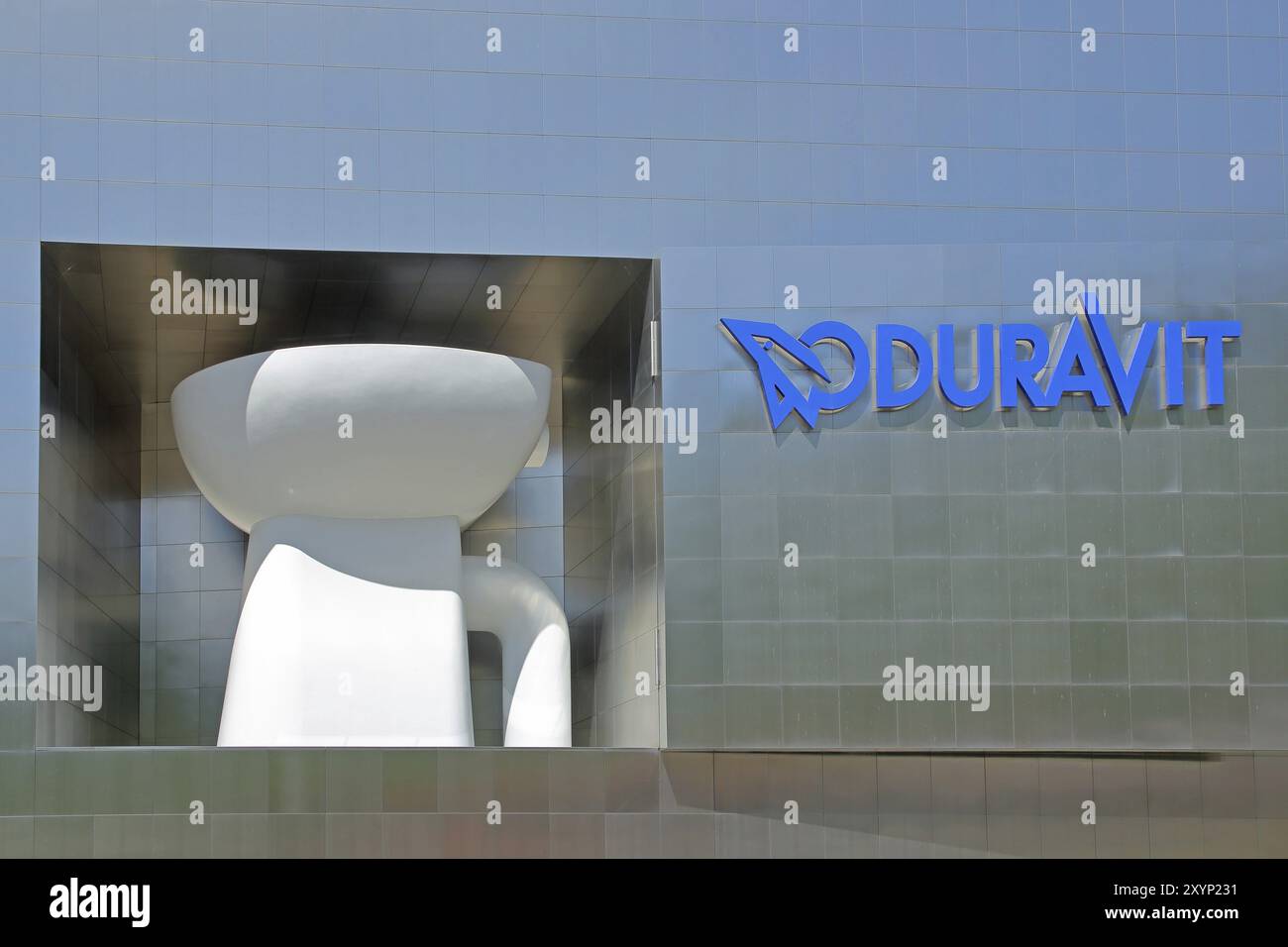 Xxl font hi-res stock photography and images - Alamy