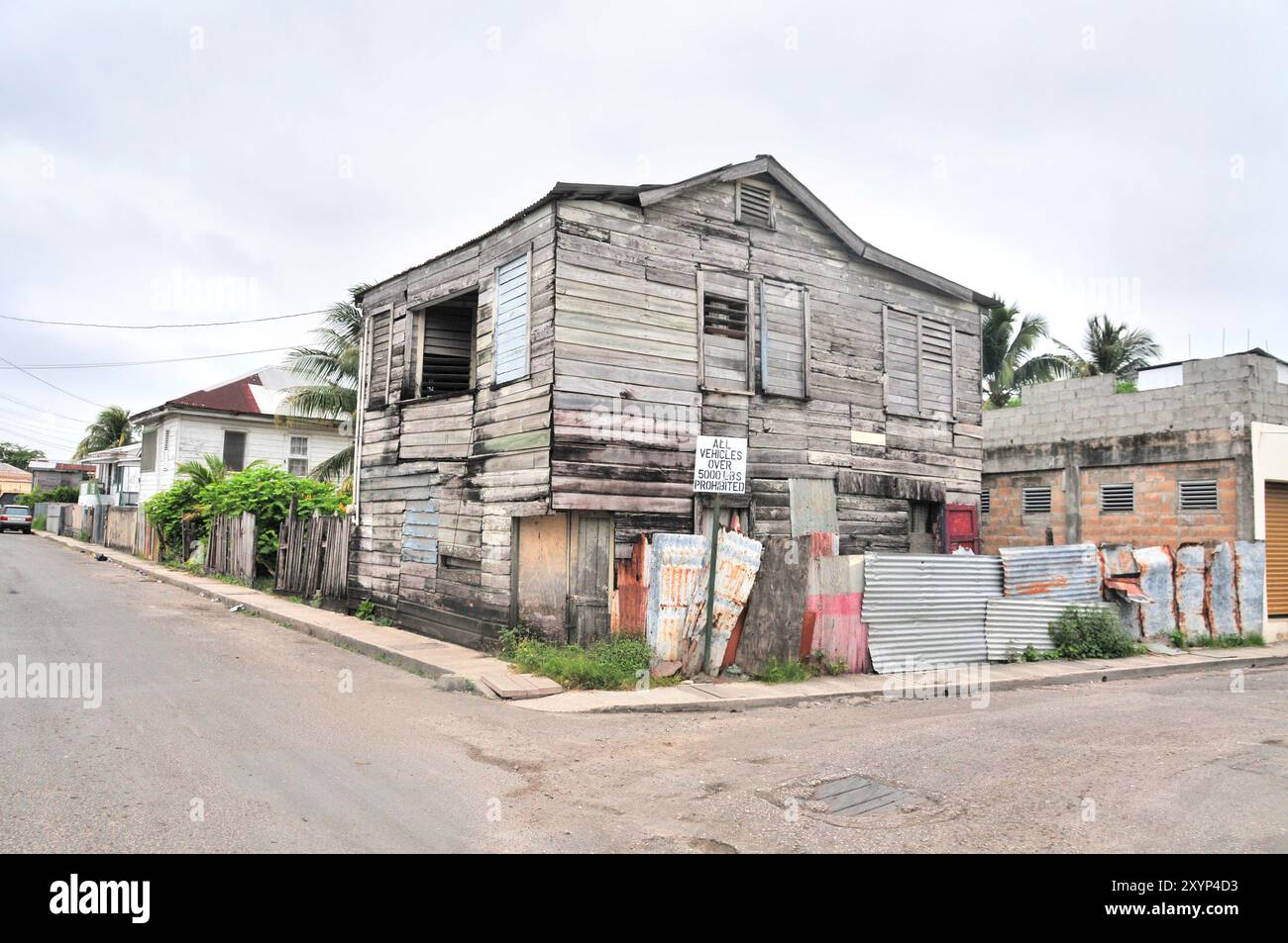 View of wooden houses of Belize city in Belize Stock Photo - Alamy