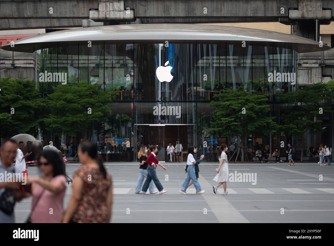 Bangkok, Thailand. 30th Aug, 2024. The exterior view of Apple Central World, the second Apple ...