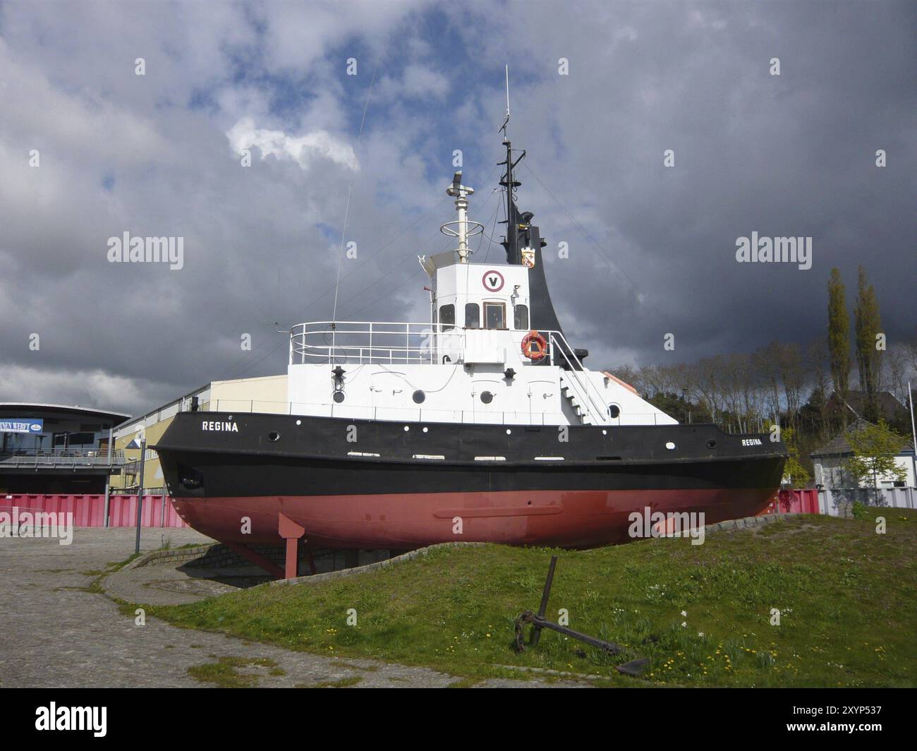 Tugboat bremen hi-res stock photography and images - Alamy