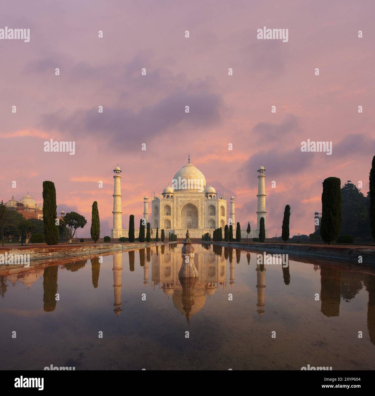 Taj mahal under construction hi-res stock photography and images - Alamy