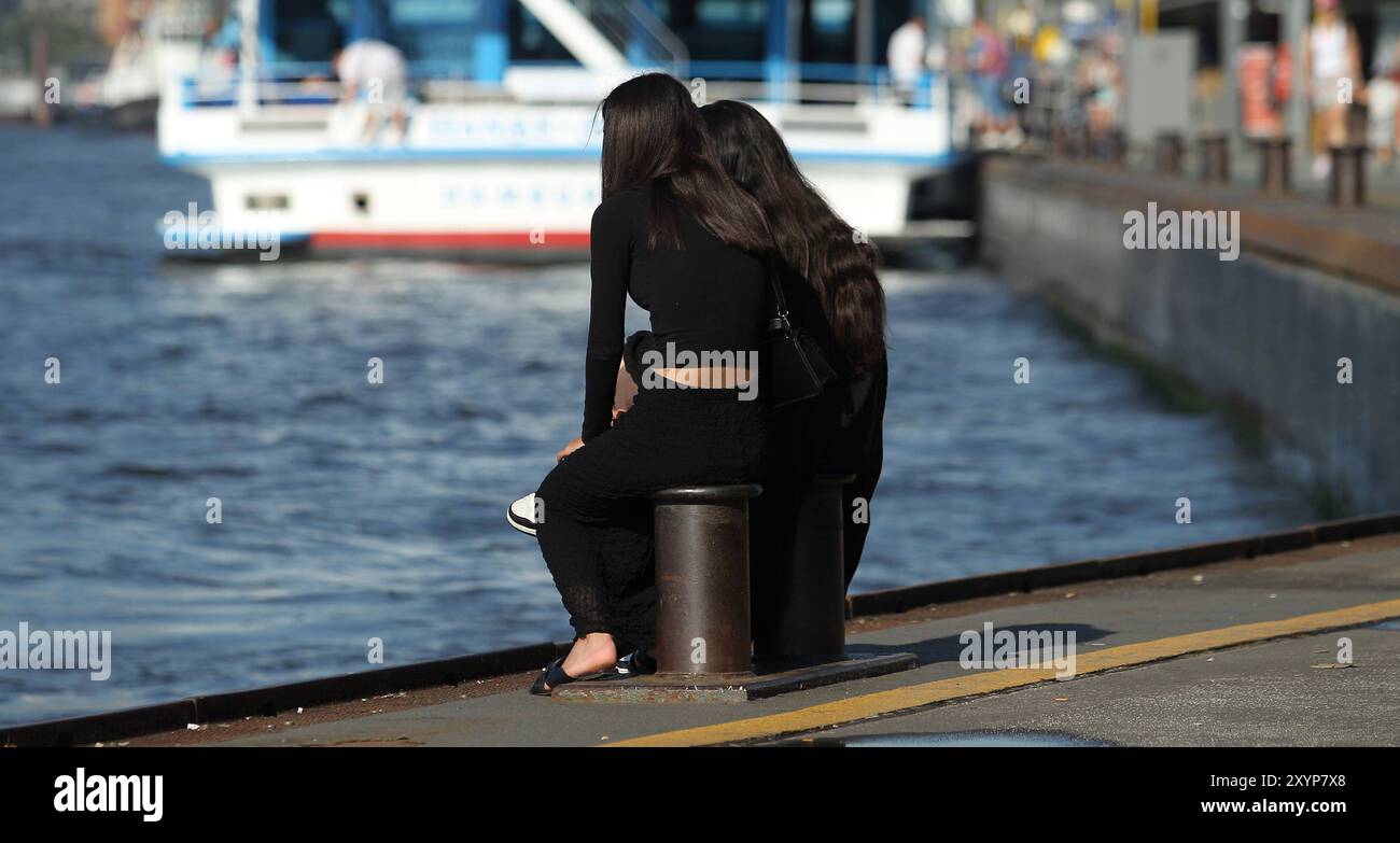 Junge poller hi-res stock photography and images - Alamy