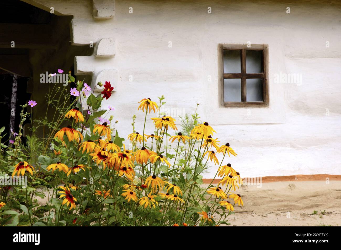 Ox eye window hi-res stock photography and images - Alamy