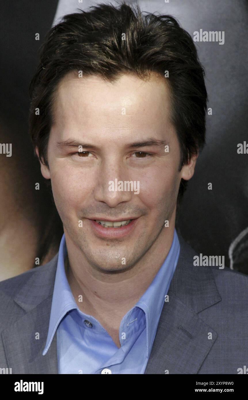 Keanu Reeves at the Los Angeles premiere of 'The Lake House' held at ...