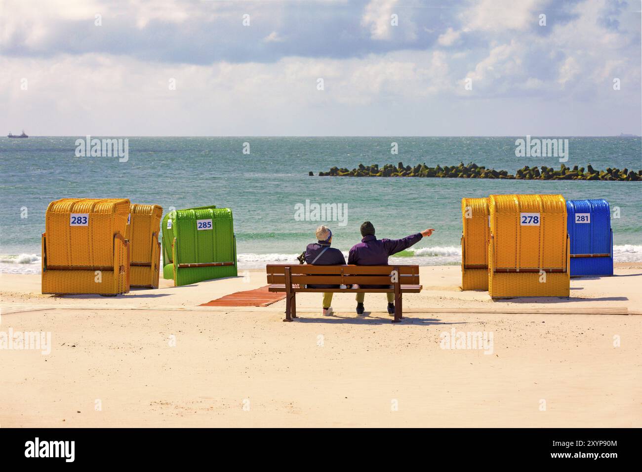 Couple sits on north hi-res stock photography and images - Alamy