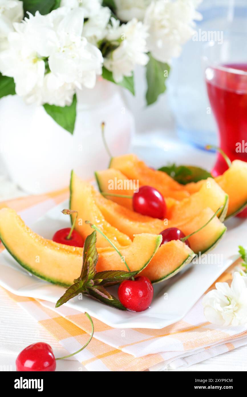 Summer refreshment - delicious fresh fruits Stock Photo - Alamy
