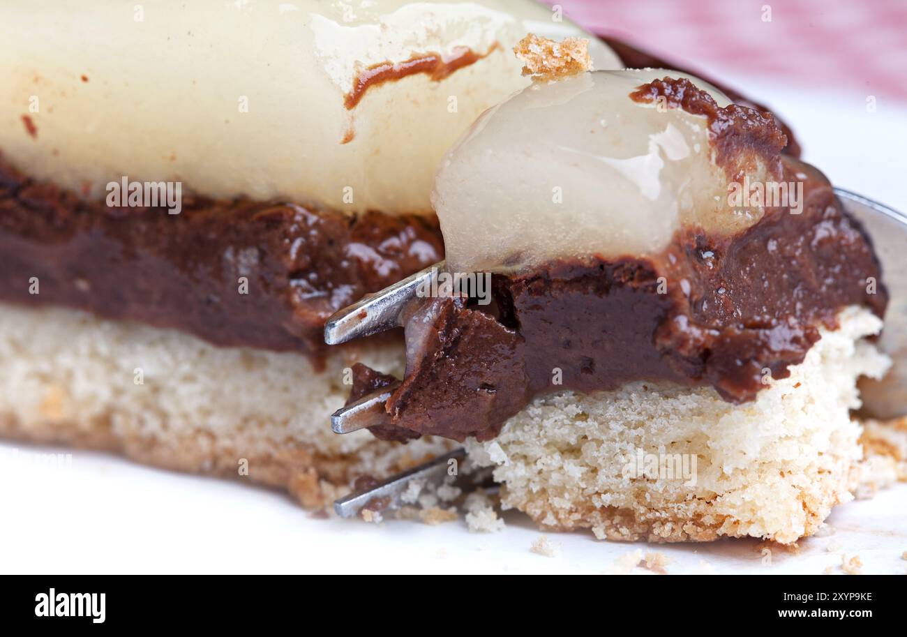 Partly eaten cake Stock Photo - Alamy