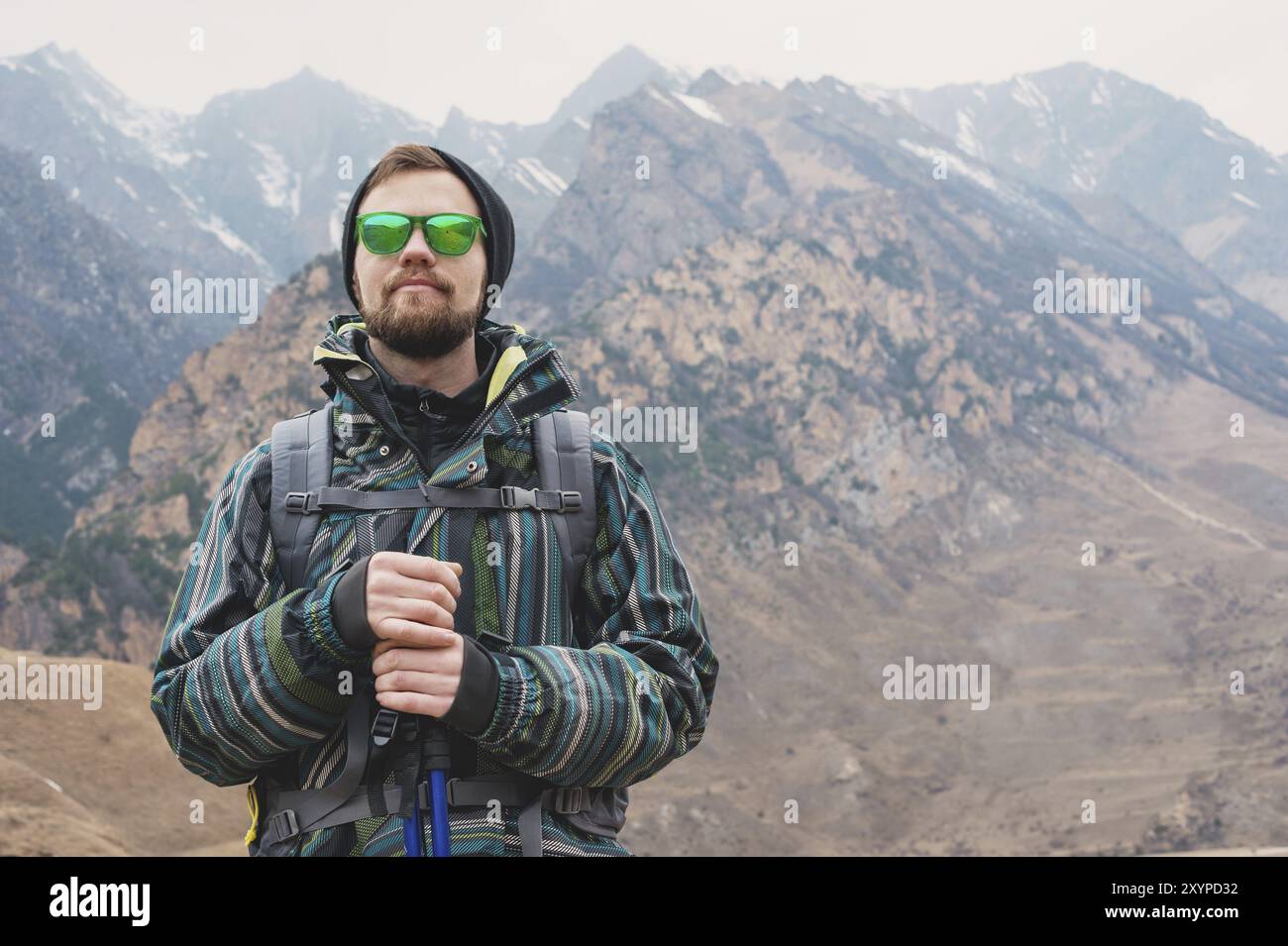 Man in hat sunglasses hikes hi-res stock photography and images - Alamy