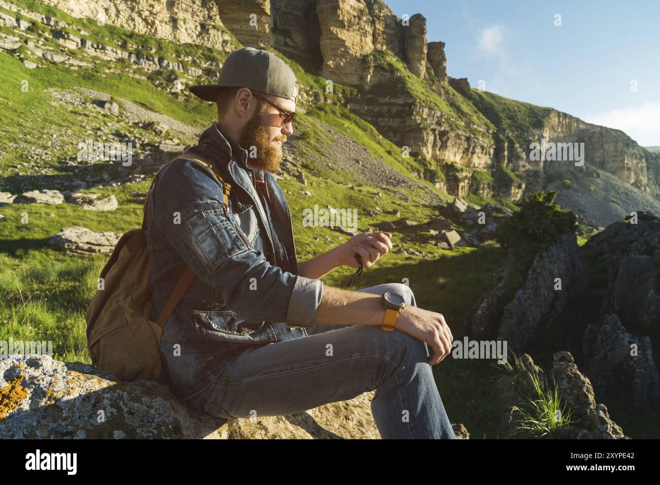 Compass in hands man close hi-res stock photography and images - Alamy