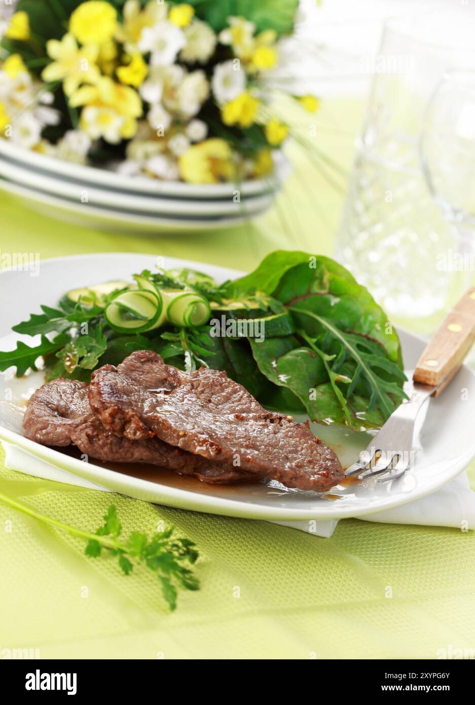 One grilled beef steaks cooking hi-res stock photography and images - Alamy