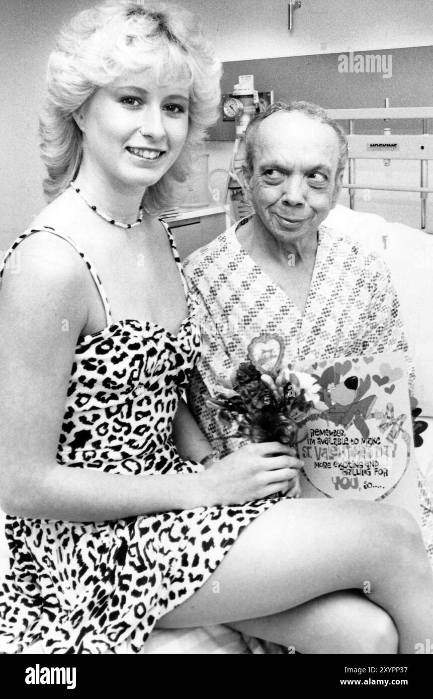 FUNNY MAN JOHNNY VYVYAN, IN HOSPITAL AFTER HAVING A PACEMAKER FITTED ...