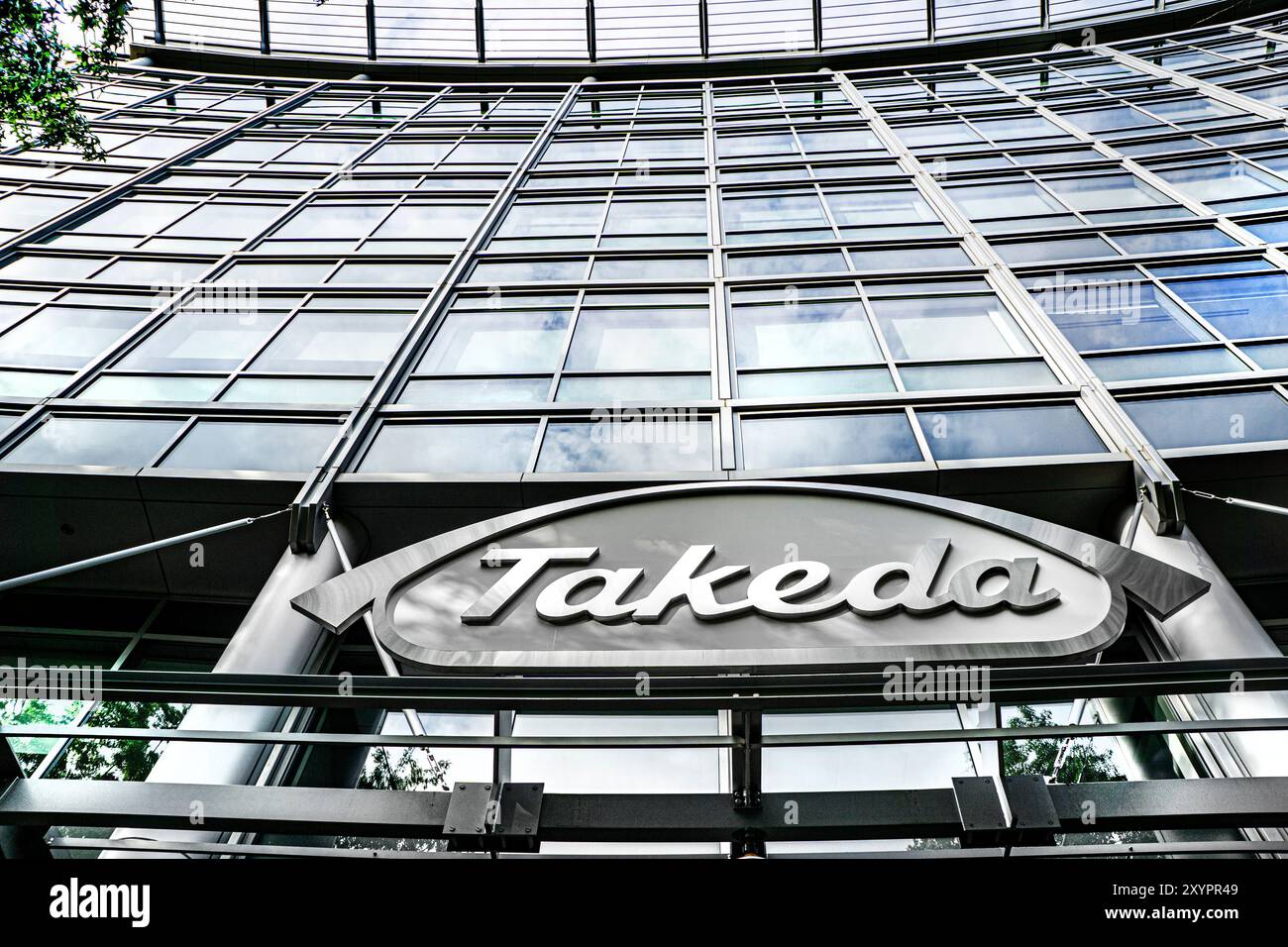 Pharmaceutical industry outside hi-res stock photography and images - Alamy