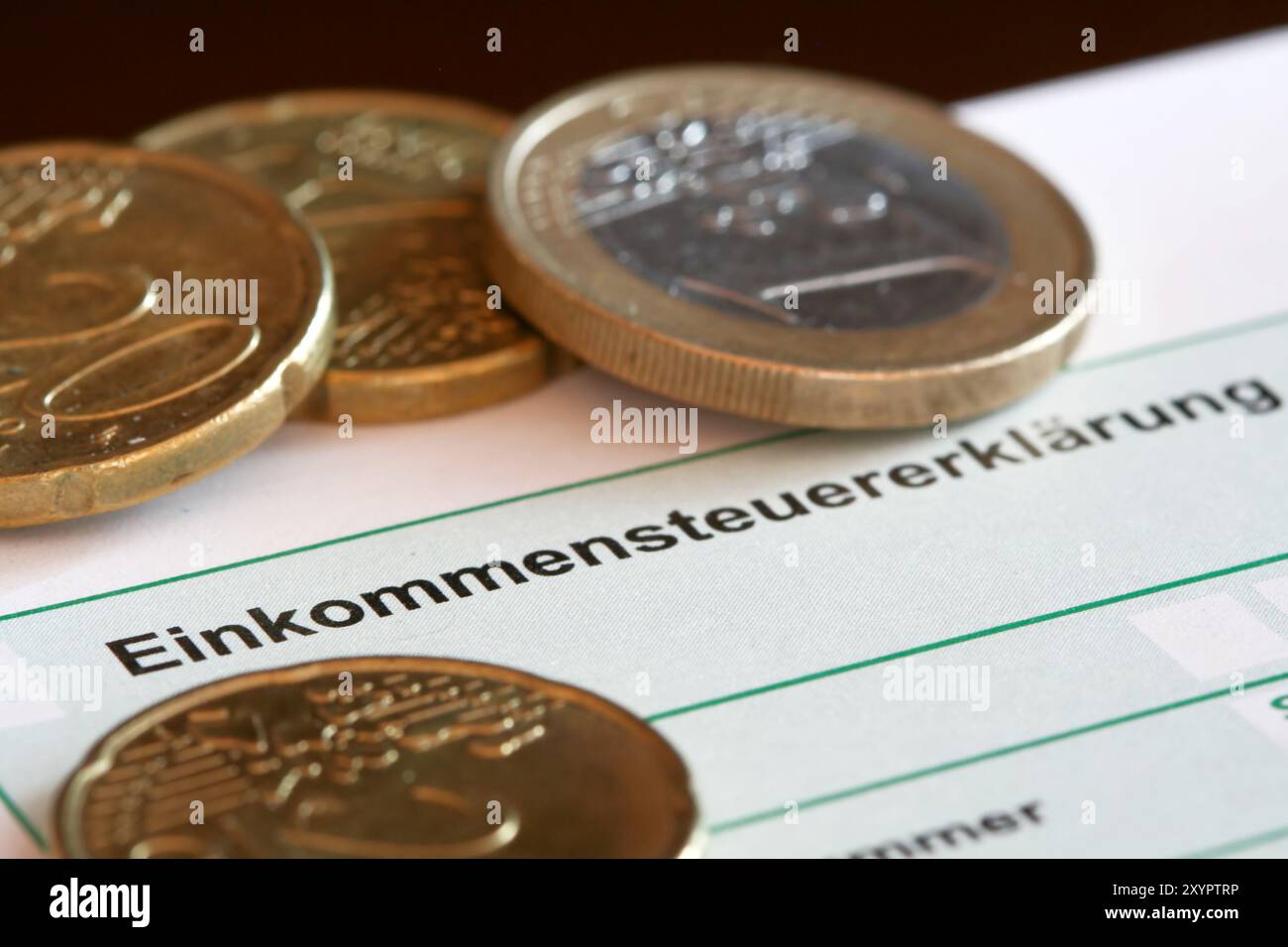 Income tax return Stock Photo - Alamy