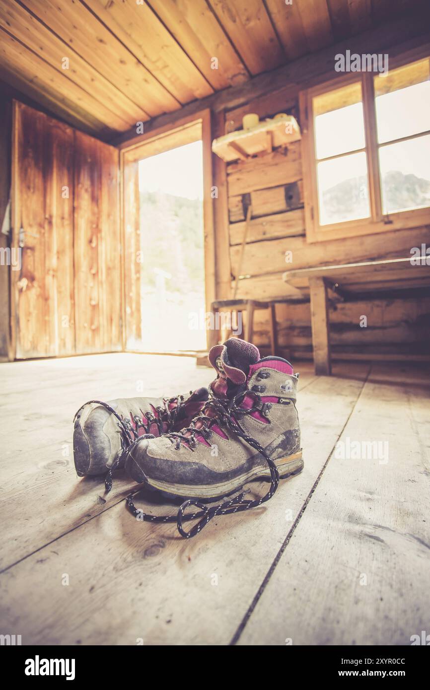 Austrian mountain huts refuges hi-res stock photography and images - Alamy