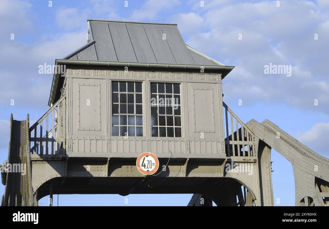 Bridge keeper's house Stock Photo - Alamy