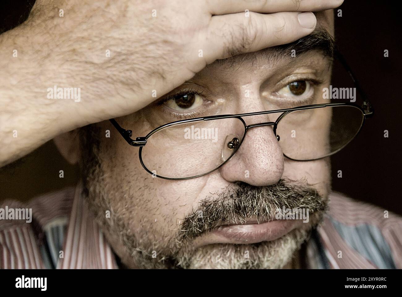 Bump on forehead hi-res stock photography and images - Alamy