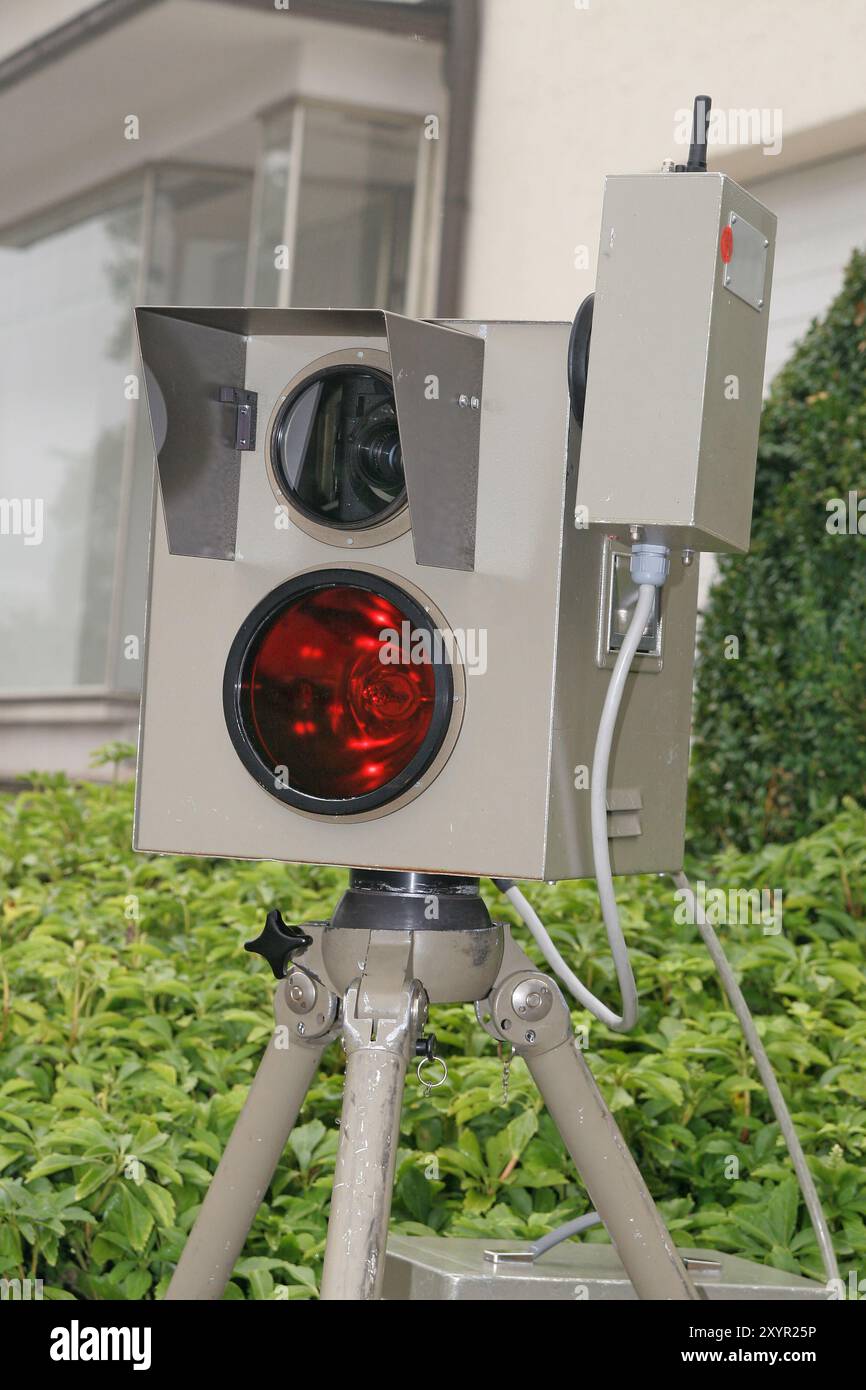 Cameras speed control radars hi-res stock photography and images - Alamy
