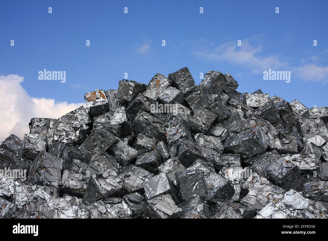 Sky no one has iron and steel hi-res stock photography and images - Alamy