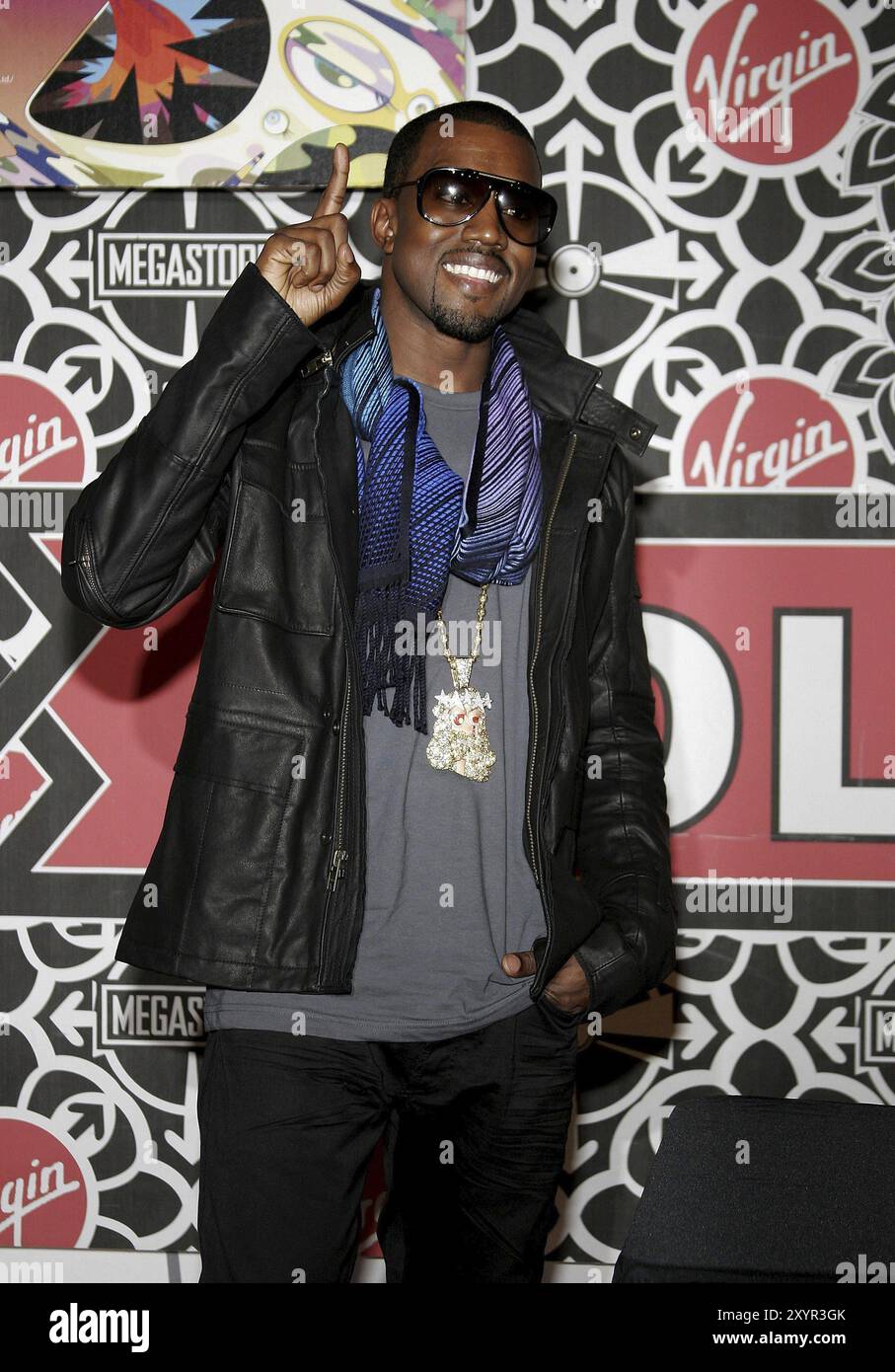 Kanye West fan event and in-store signing of his new album release ...