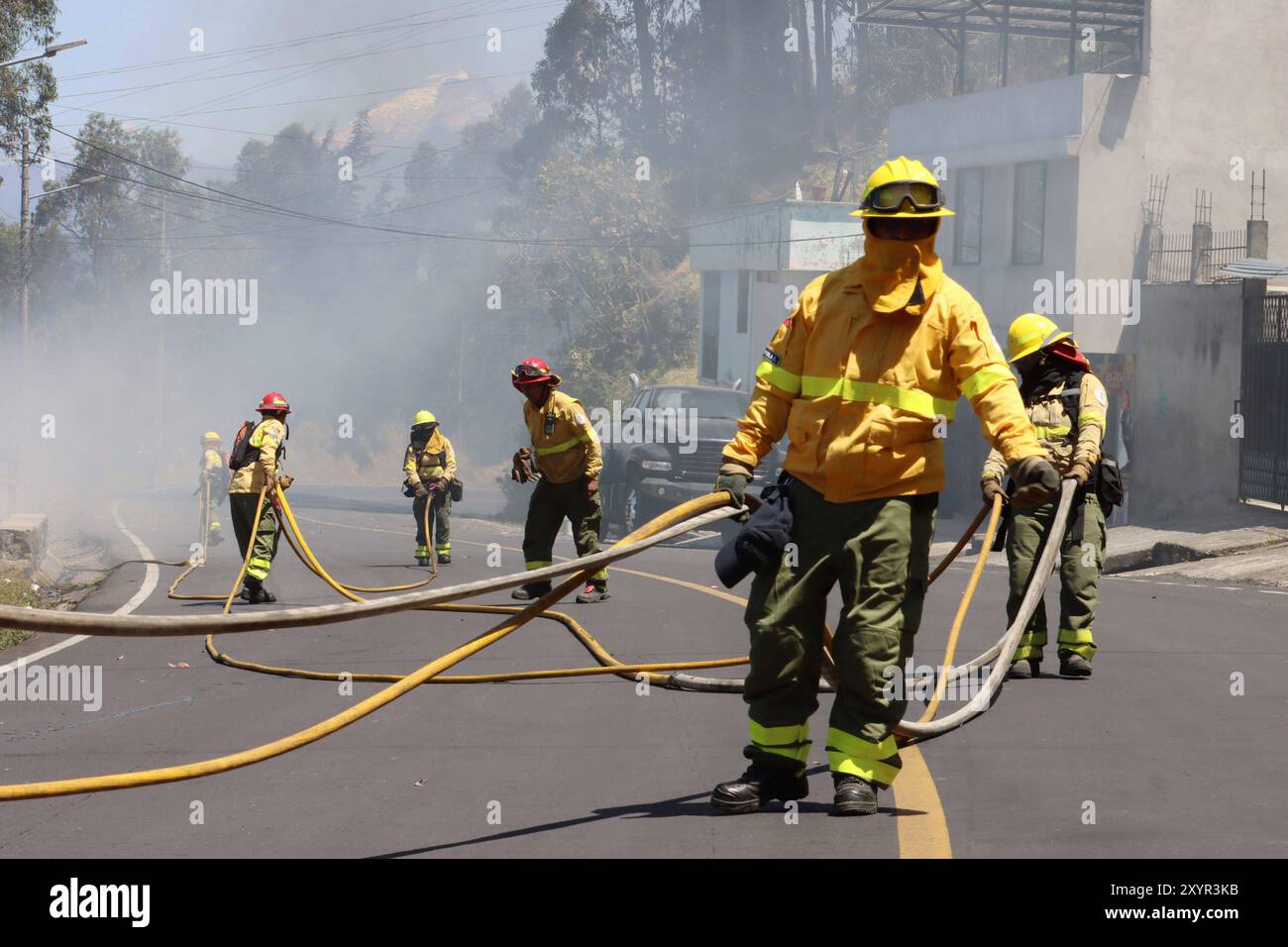 Quito, August 30, 2024 Fire next to the Cima de la Libertad monument ...