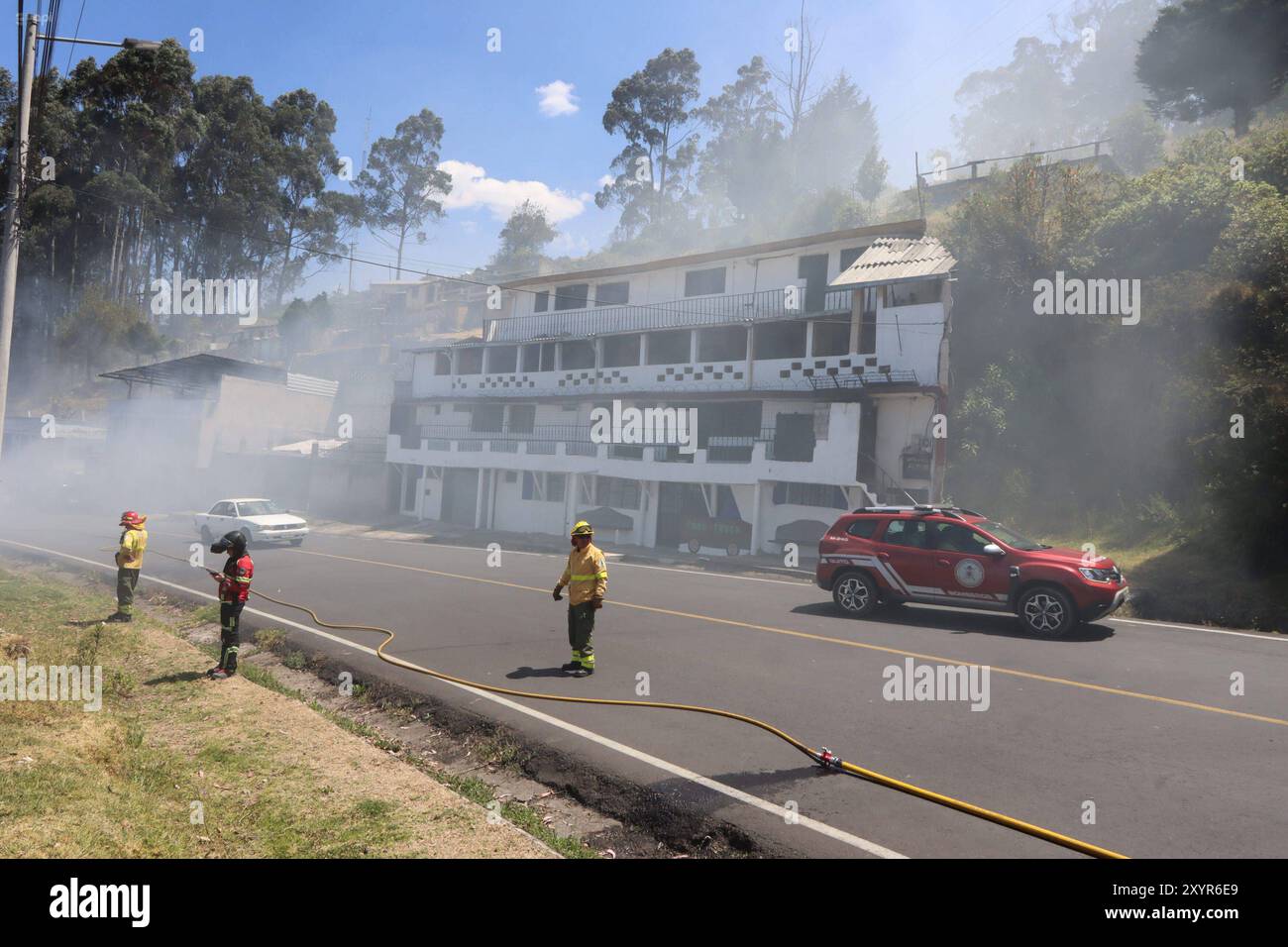 UIO INCENDIO CIMA LIBERTAD Quito, August 30, 2024 Fire next to the Cima ...
