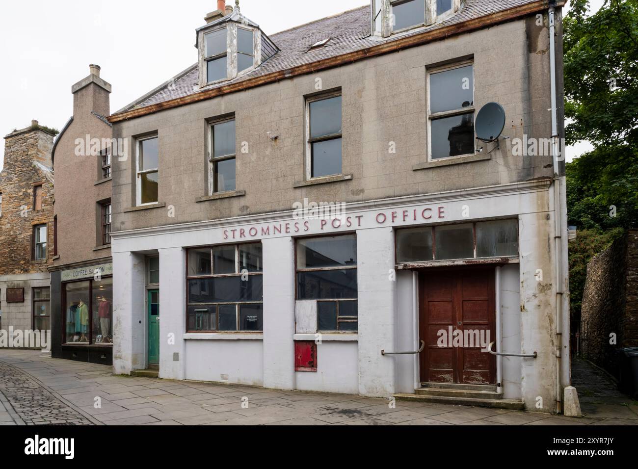 Closed post offices hi-res stock photography and images - Alamy