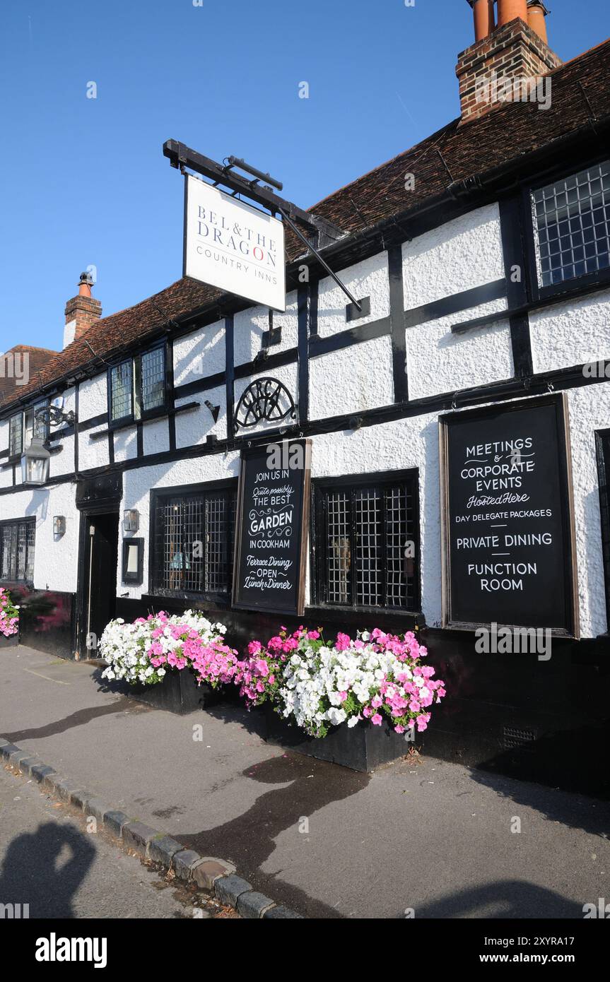 Cookham berkshire village hi-res stock photography and images - Alamy