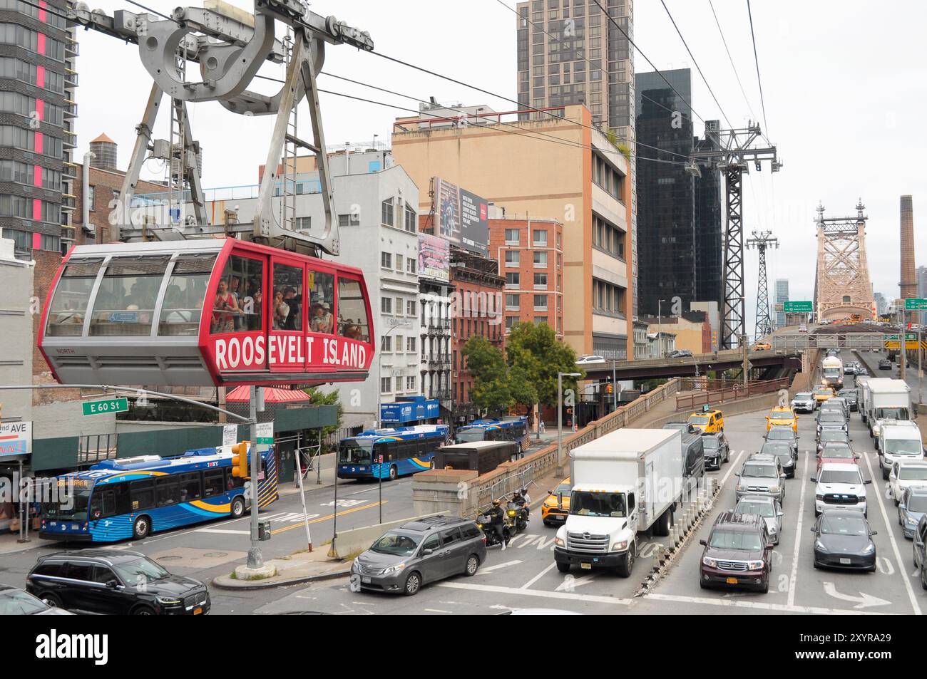 The Roosevelt Island tramway is seen in Manhattan, New York City Stock ...