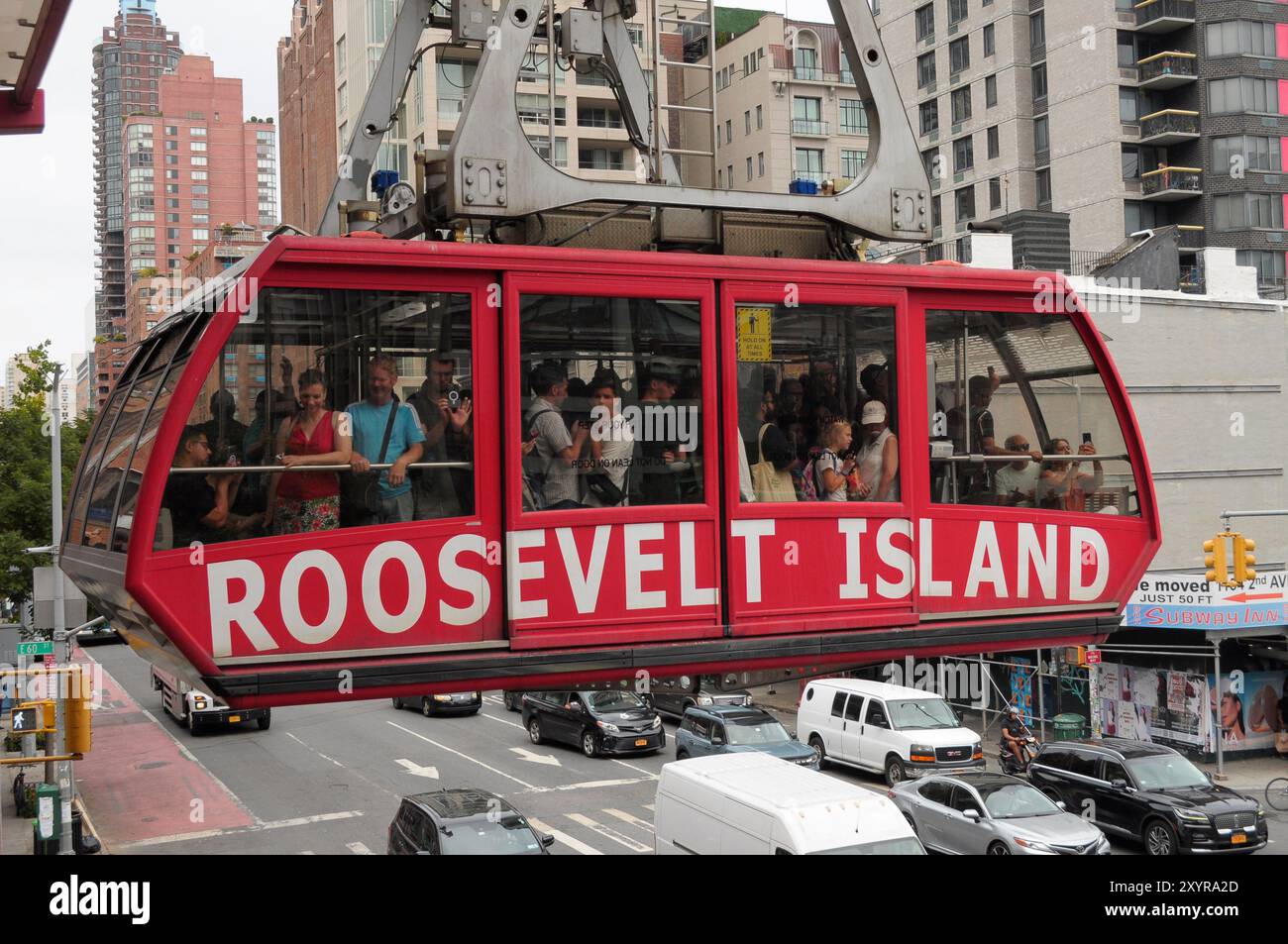 The Roosevelt Island tramway is seen in Manhattan, New York City Stock ...
