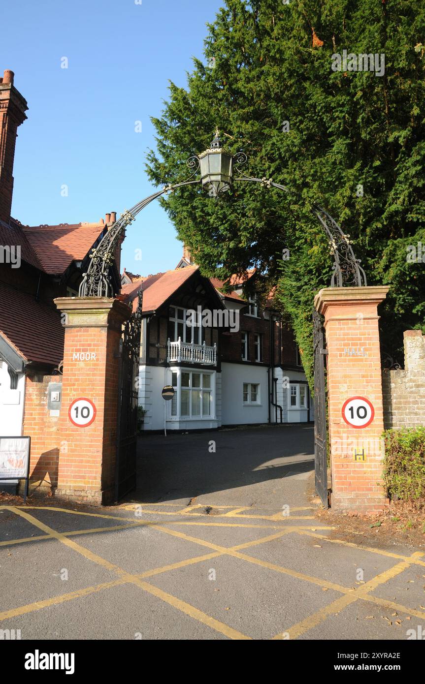 Moor hall hi-res stock photography and images - Alamy