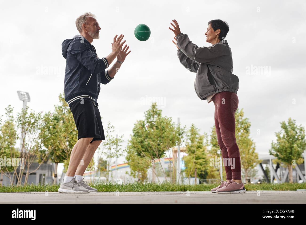 Passing ball to friend hi-res stock photography and images - Alamy