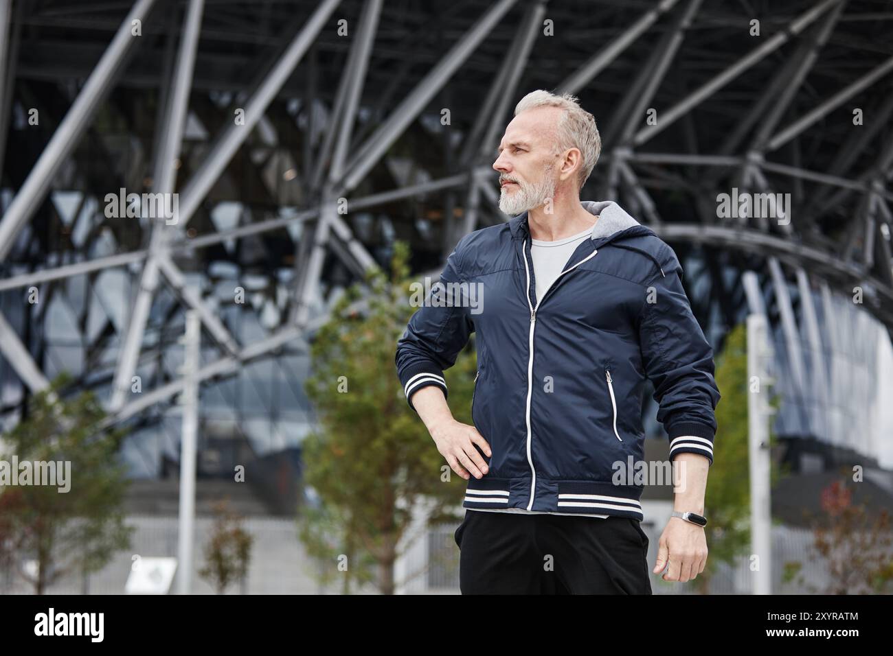 Structures stand hi-res stock photography and images - Alamy