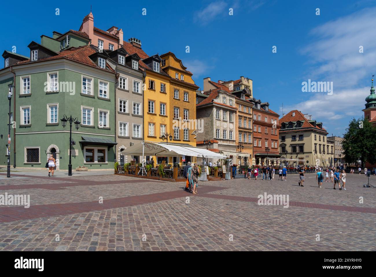 Old Town Market Place crowded with people in Warsaw, Poland Stock Photo ...