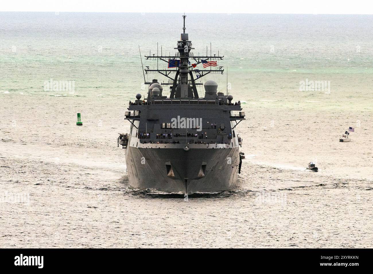 The USS Richard M. McCool Jr. (LPD 29) arrives at Naval Air Station ...