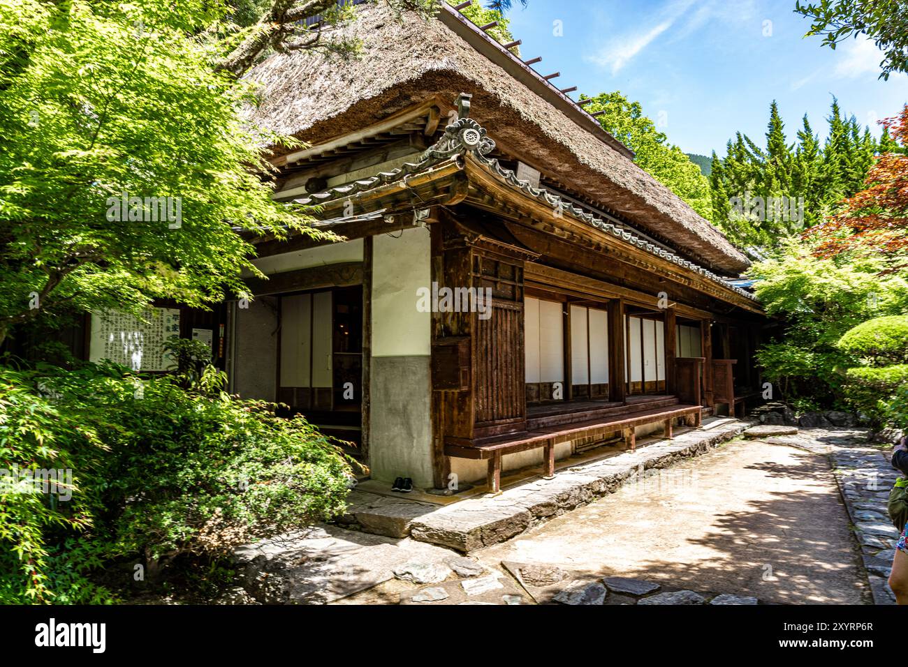 Heike Yashiki Museum of Folklore, thatched-roof traditional warehouse ...