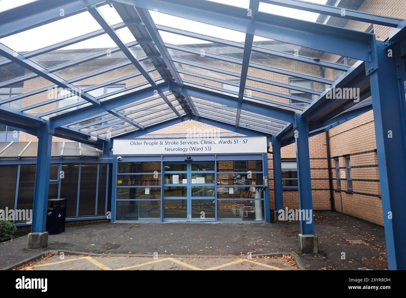 Entrance to the Langlands building at QEUH Glasgow Stock Photo - Alamy