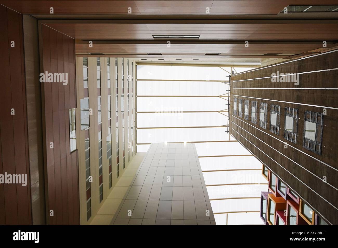 Cladding work hi-res stock photography and images - Alamy