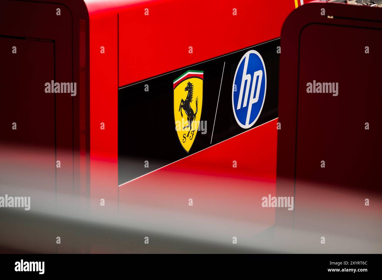 Scuderia ferrari hp formula 1 team hi-res stock photography and images ...