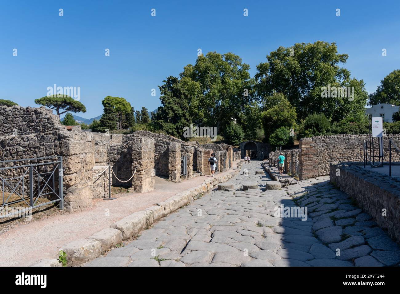 Ruins of Pompeii ancient city in Naples, Italy Stock Photo - Alamy