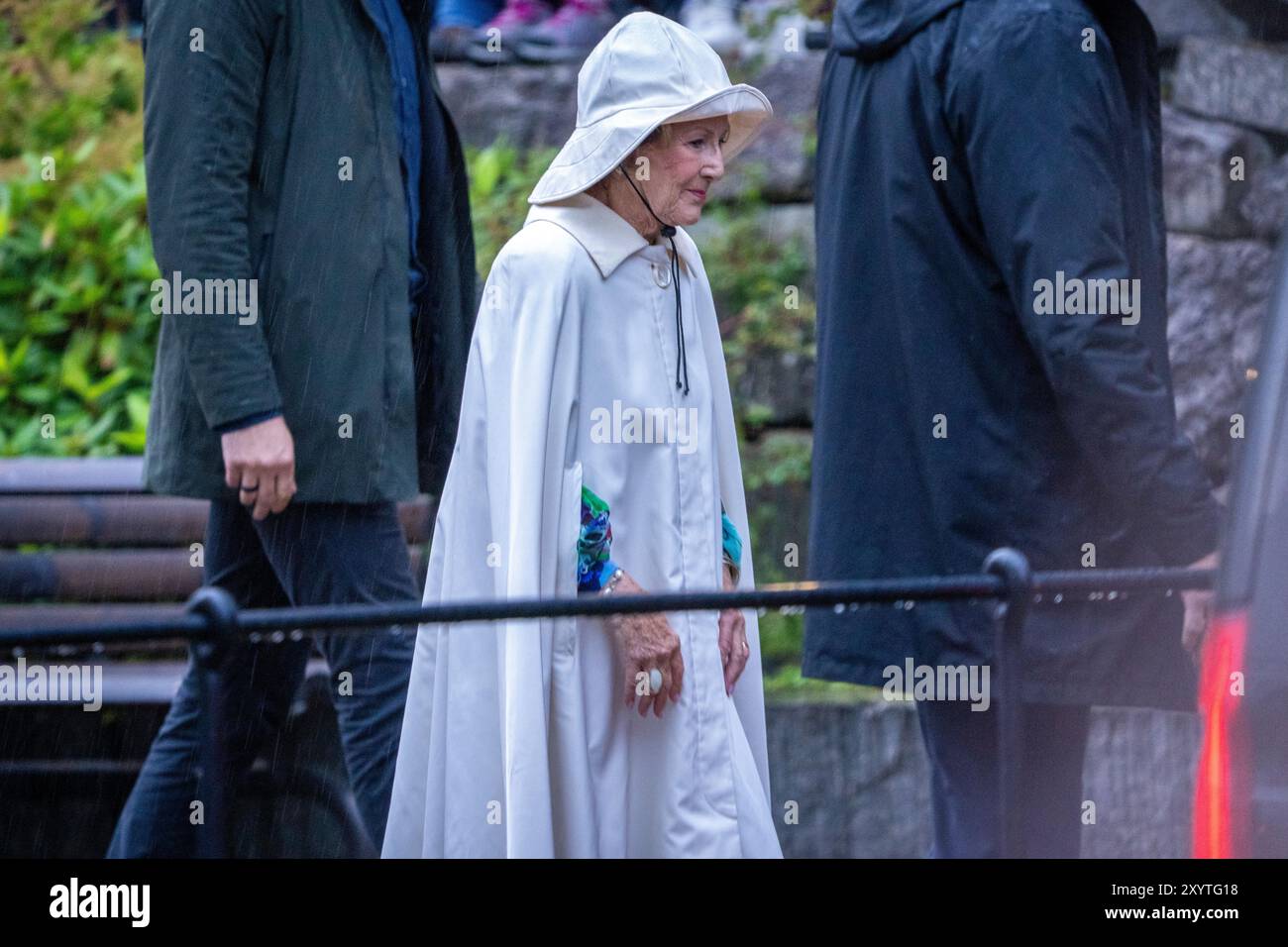 Geiranger 20240830. Queen Sonja on her way to a theme party at Hotel ...