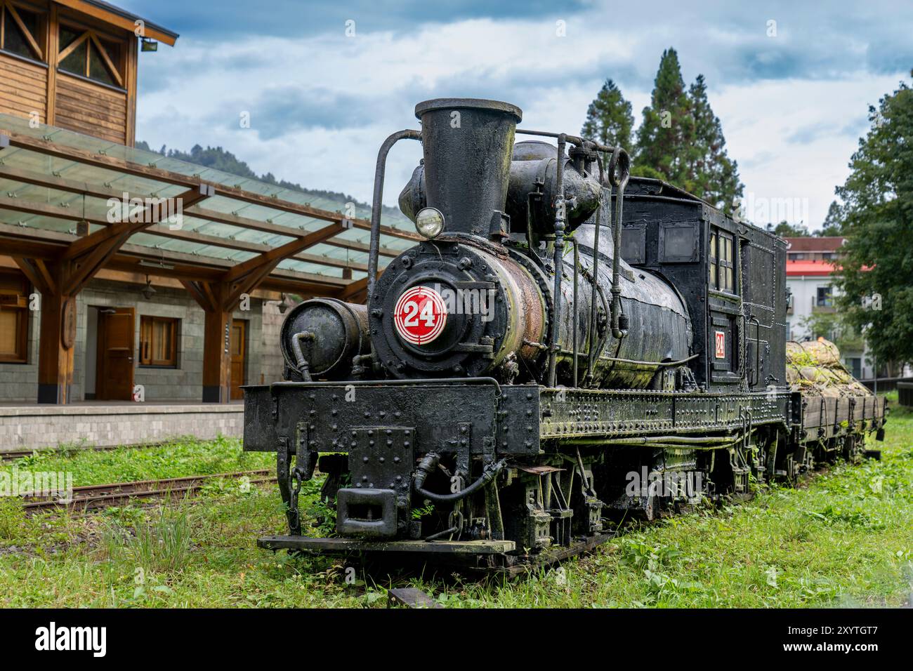 Chiayi alishan train taiwan hi-res stock photography and images - Alamy