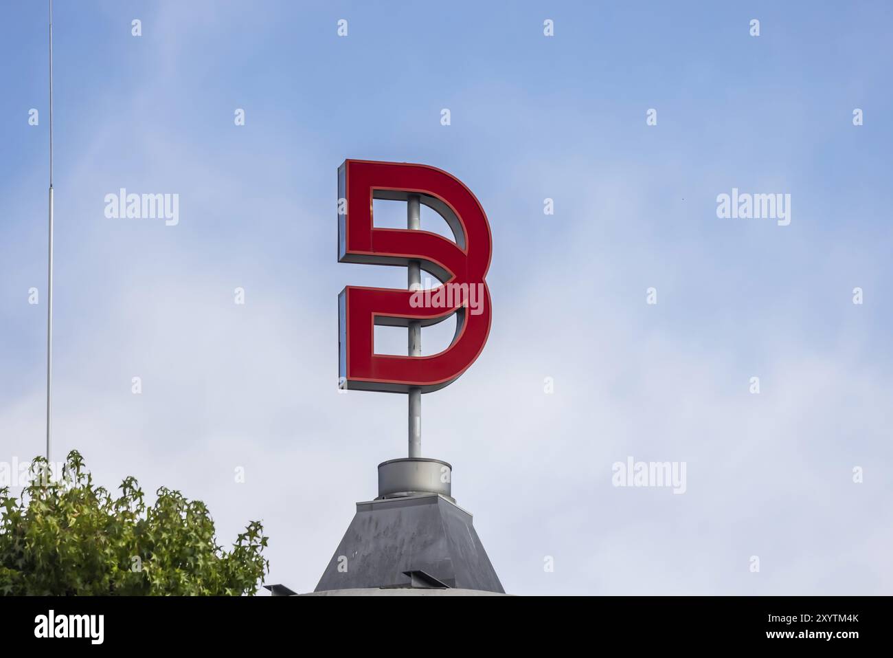 German department store line hi-res stock photography and images - Alamy