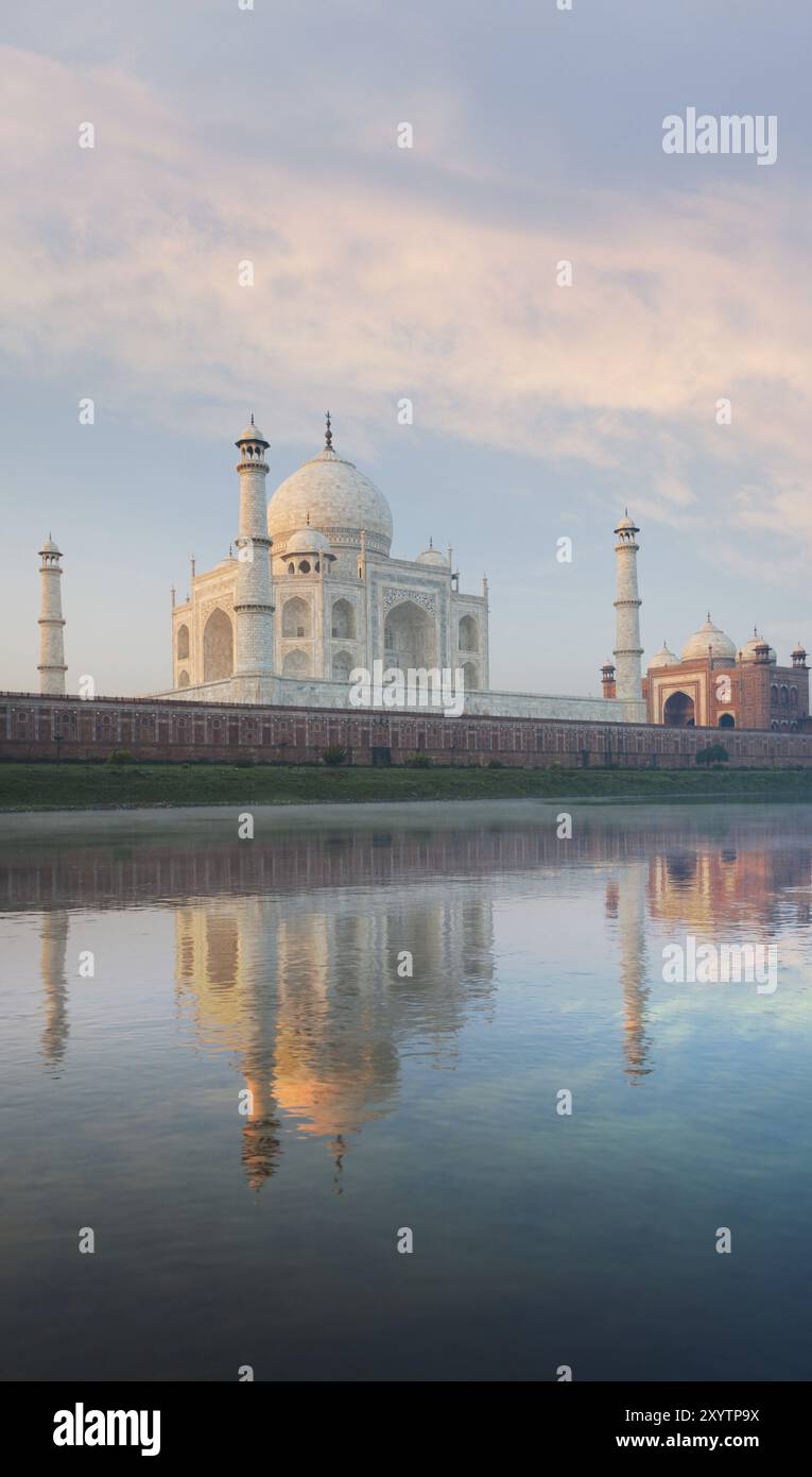 Majestic rivers in india hi-res stock photography and images - Alamy